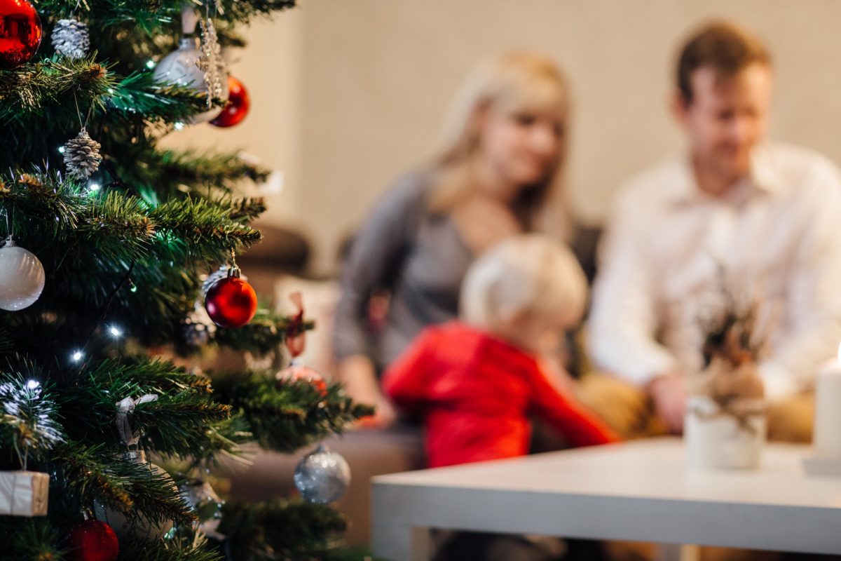 Child Custody The Benefits Of Mediating Holiday Schedules South child-custody-the-benefits-of-mediating-holiday-schedules-south